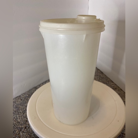 Tupperware | Kitchen | Vintage Clear Tupperware With Lid | Poshmark